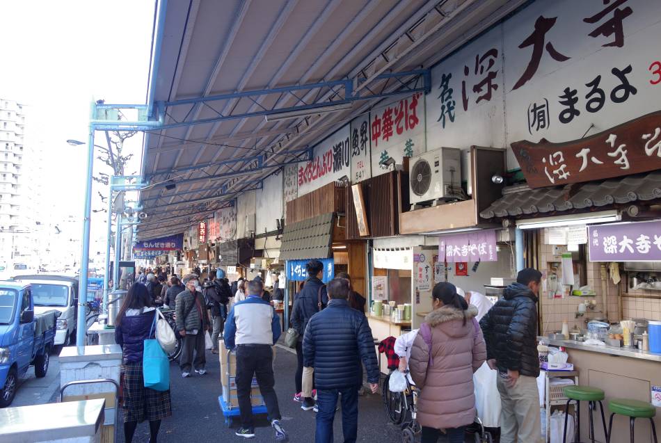 Tsukiji Outer Market | The Official Tokyo Travel Guide, GO TOKYO