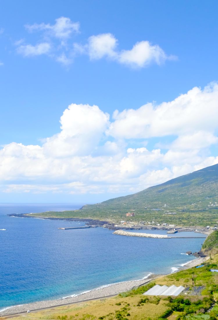 Isola di Hachijojima / Sito ufficiale dedicato al turismo a Tokyo GO TOKYO